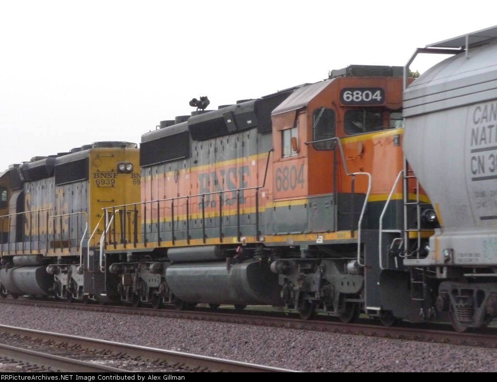 BNSF 6804 Eastbound